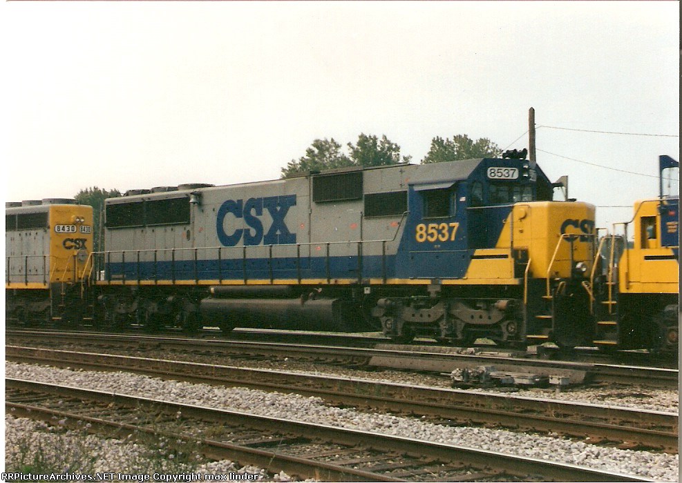 CSX 8537